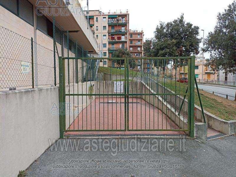 Posto auto in vendita a Genova