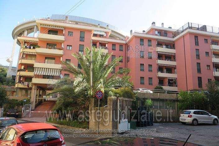 Posto auto in vendita a Genova