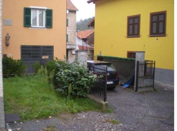 Appartamento in vendita a Montoggio