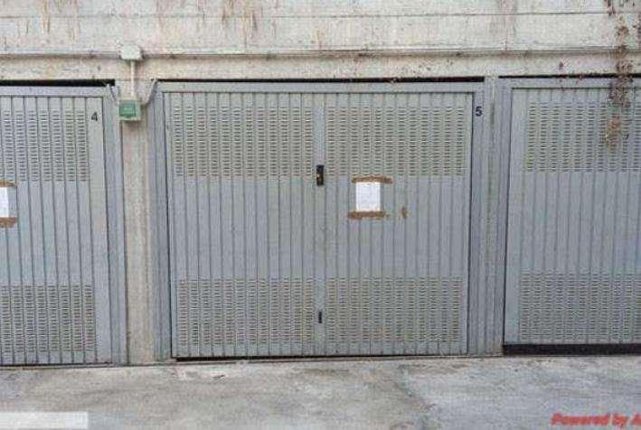 Garage - Posto auto in vendita a Genova