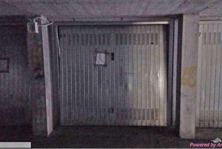 Garage - Posto auto in vendita a Genova