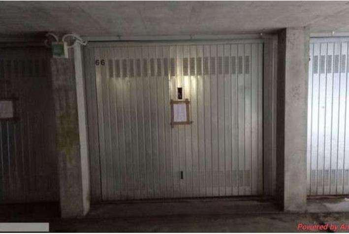 Garage - Posto auto in vendita a Genova