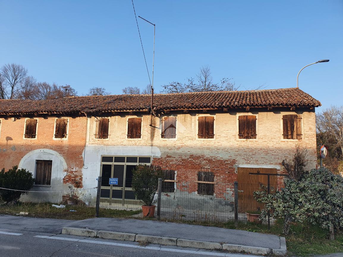 Rustico in vendita a Loreggia