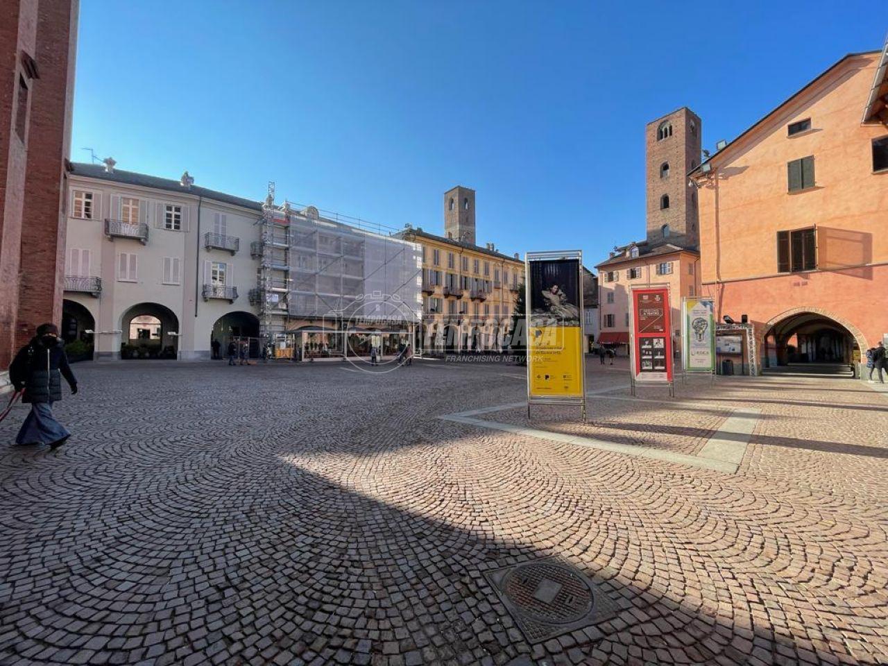 Appartamento in vendita a Alba