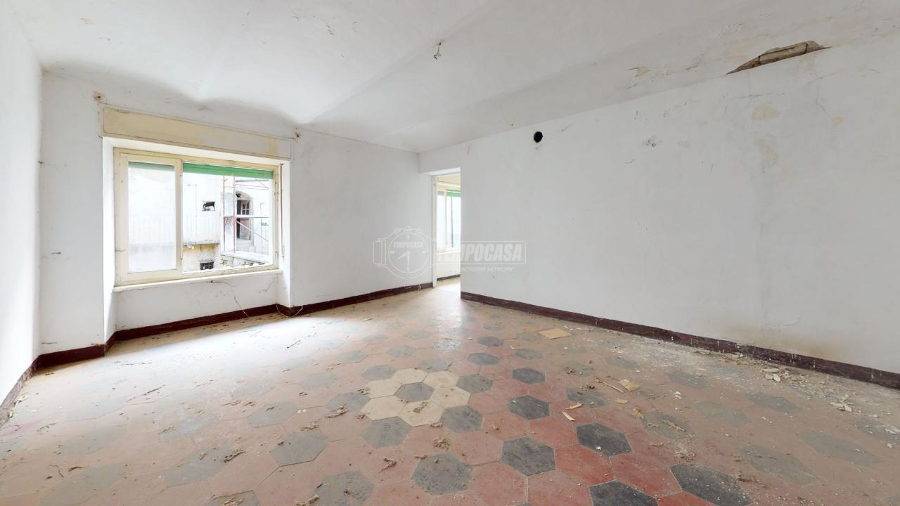 Casa indipendente in vendita a Castiglione Tinella