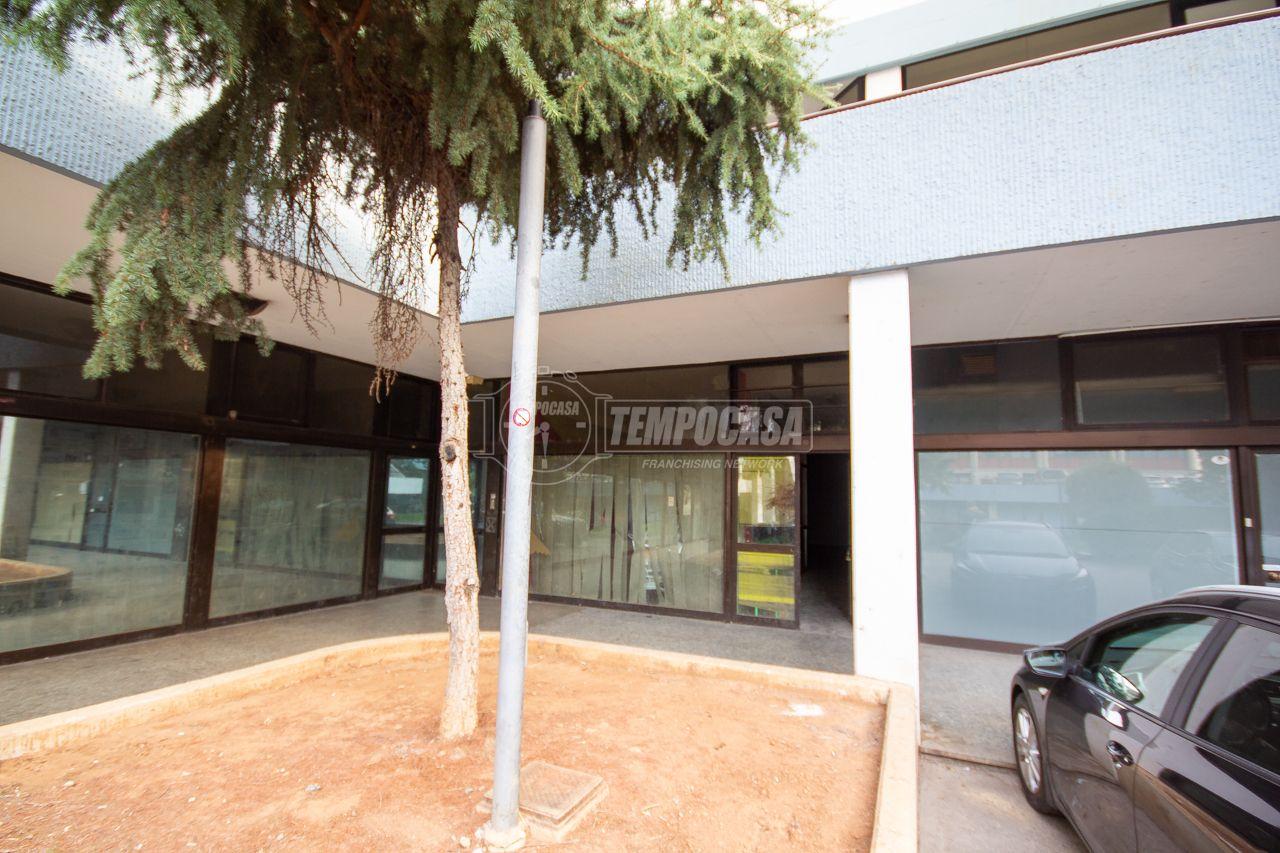 Magazzino in vendita a Rezzato