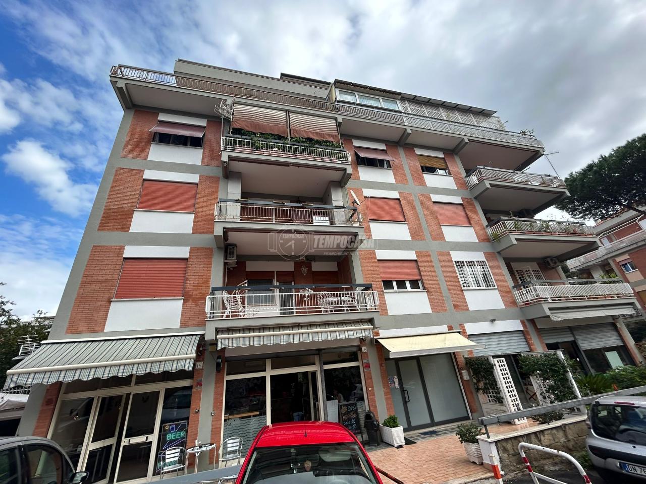 Negozio in vendita a Roma