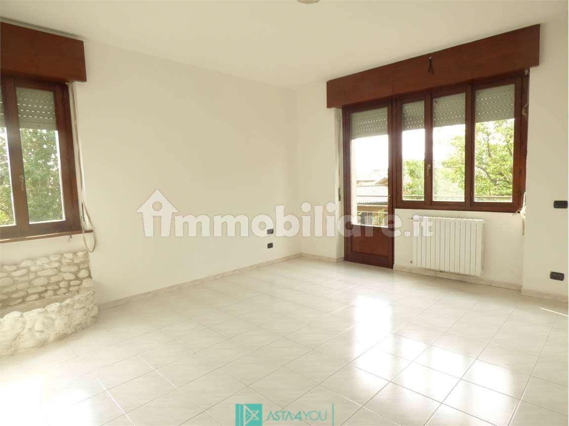 Appartamento in vendita a Limbiate