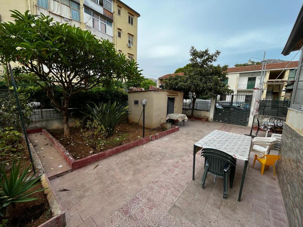 Appartamento in vendita a Palermo