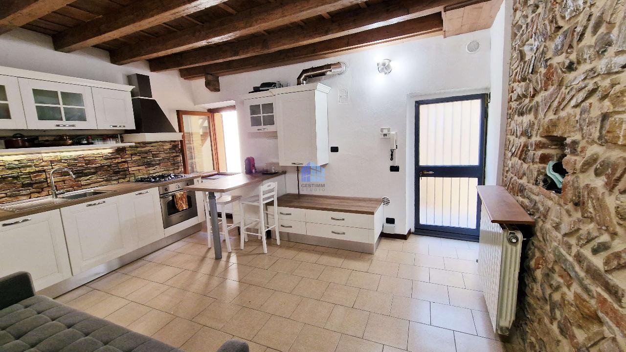 Appartamento in vendita a Bergamo