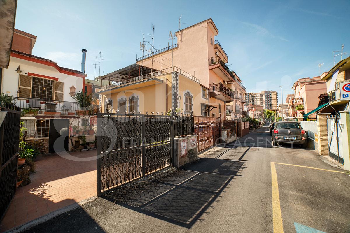 Villa in vendita a Roma