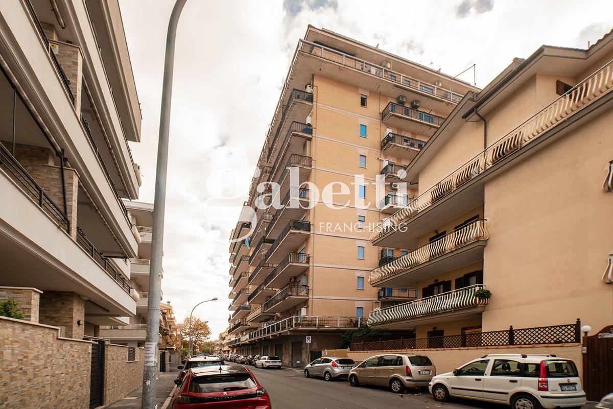 Appartamento in vendita a Ladispoli