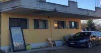 Palazzina commerciale in vendita a Lamporecchio