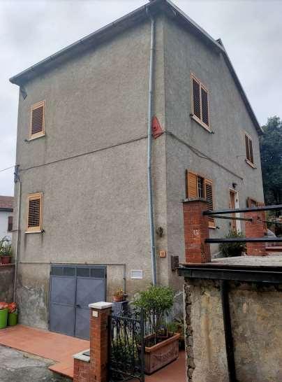 Appartamento in vendita a Sinalunga