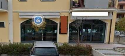Negozio in vendita a Uzzano