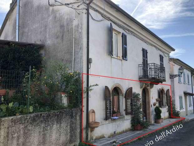 Appartamento in vendita a Villafranca In Lunigiana