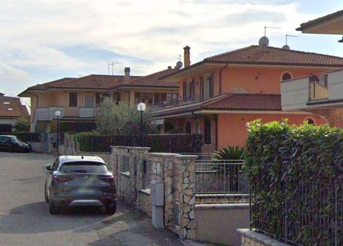 Appartamento in vendita a Monsummano Terme