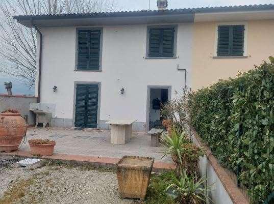 Appartamento in vendita a Prato Foto-14