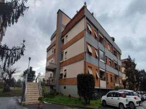 Appartamento in vendita a Carrara