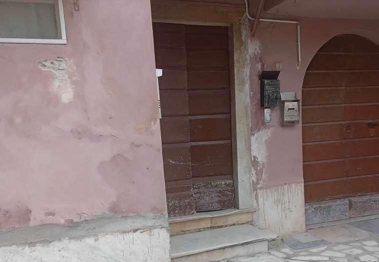 Appartamento in vendita a Carrara