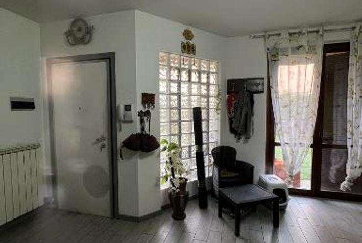 Villa a schiera in vendita a Robecchetto Con Induno