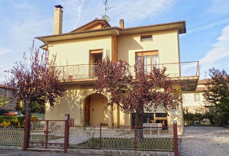 Appartamento in vendita a Sarteano