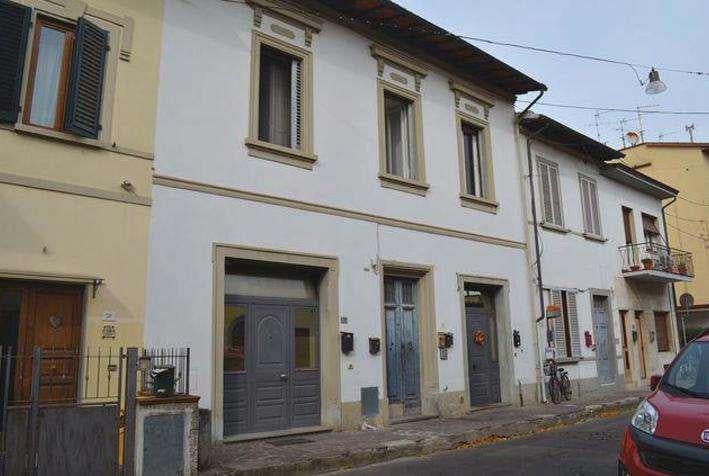 Villa in vendita a Campi Bisenzio