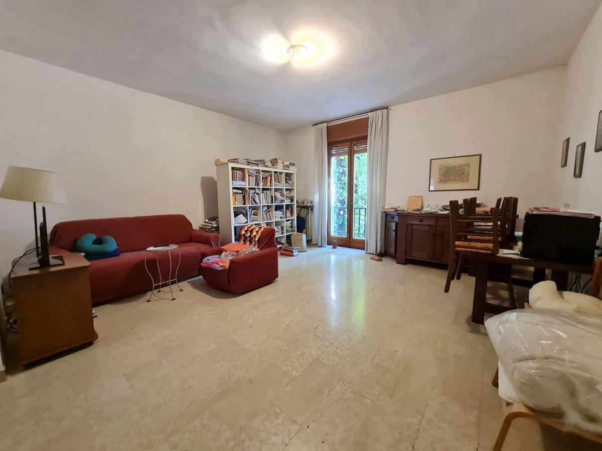 Appartamento in vendita a Piacenza