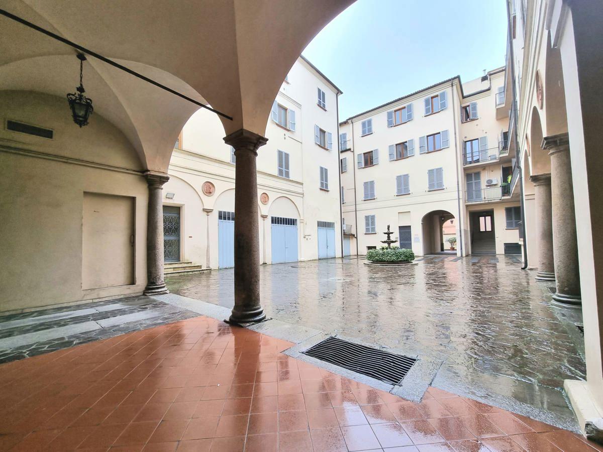 Appartamento in vendita a Piacenza