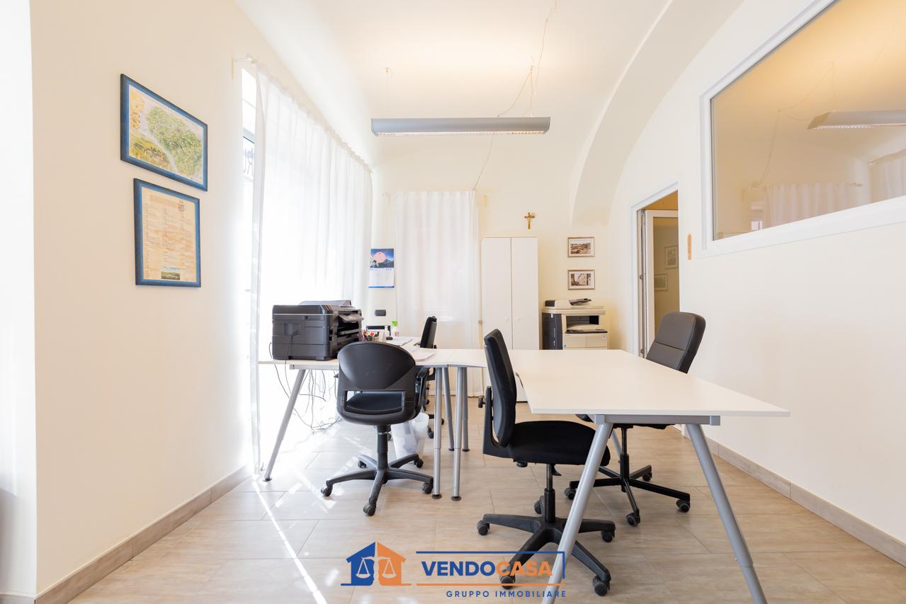 Ufficio in vendita a Bra