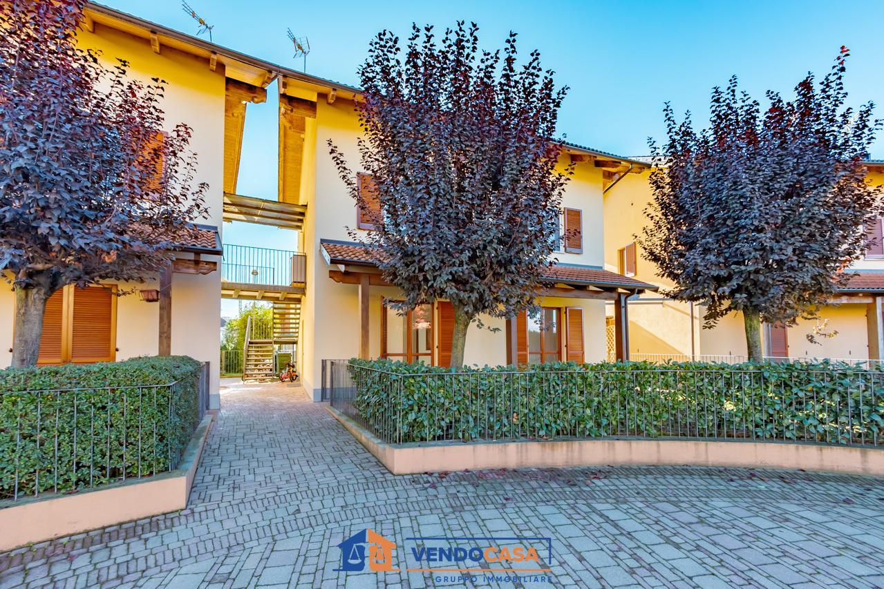 Trilocale in Via Visconti Venosta 81, Bra