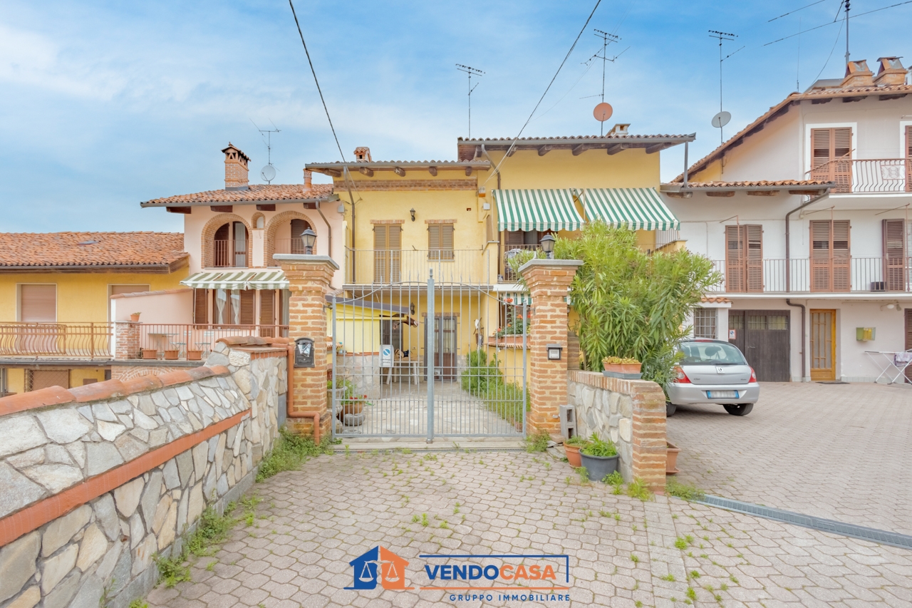 Terratetto unifamiliare in vendita a Bra