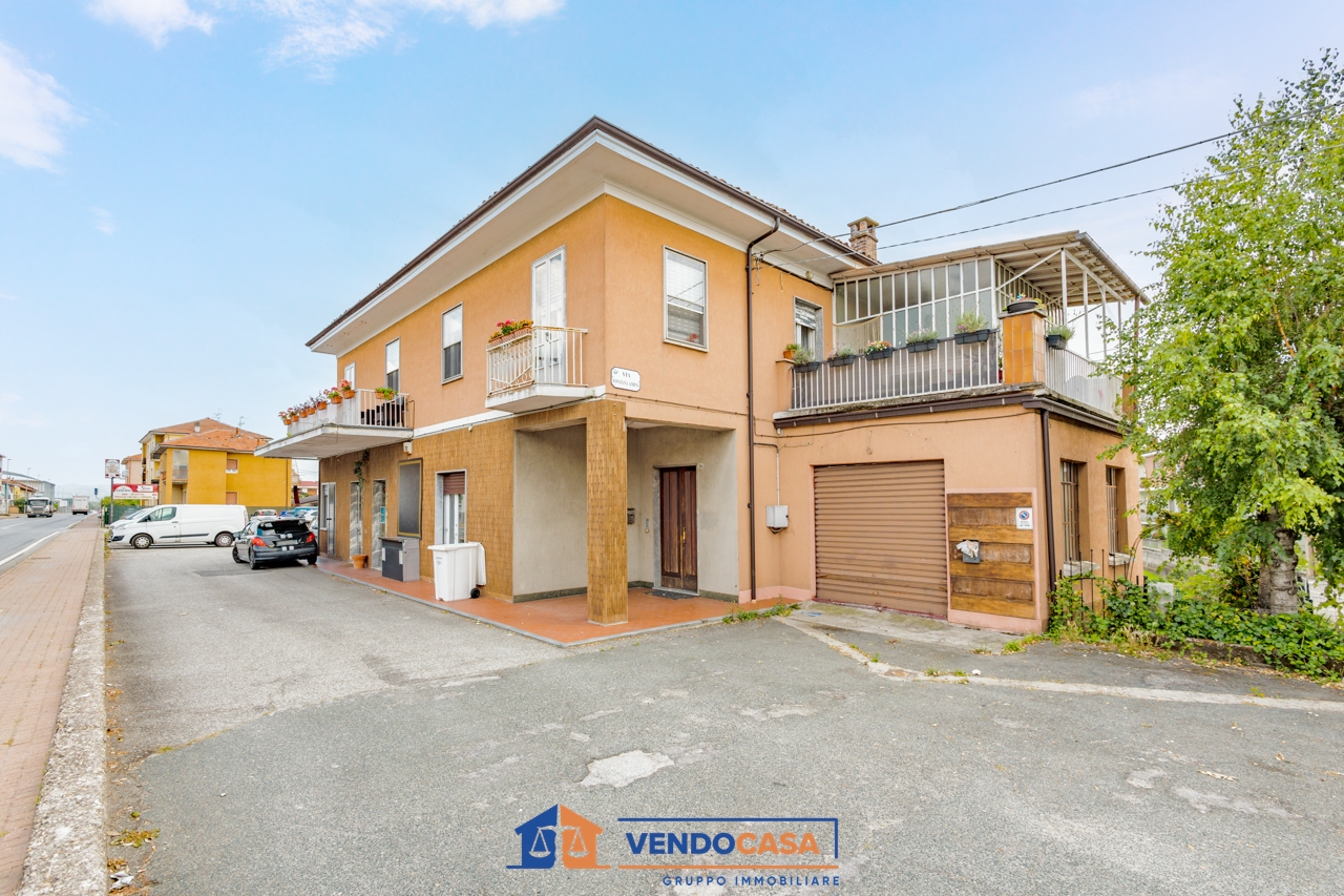 Appartamento in villa in vendita a Santa Vittoria D'Alba