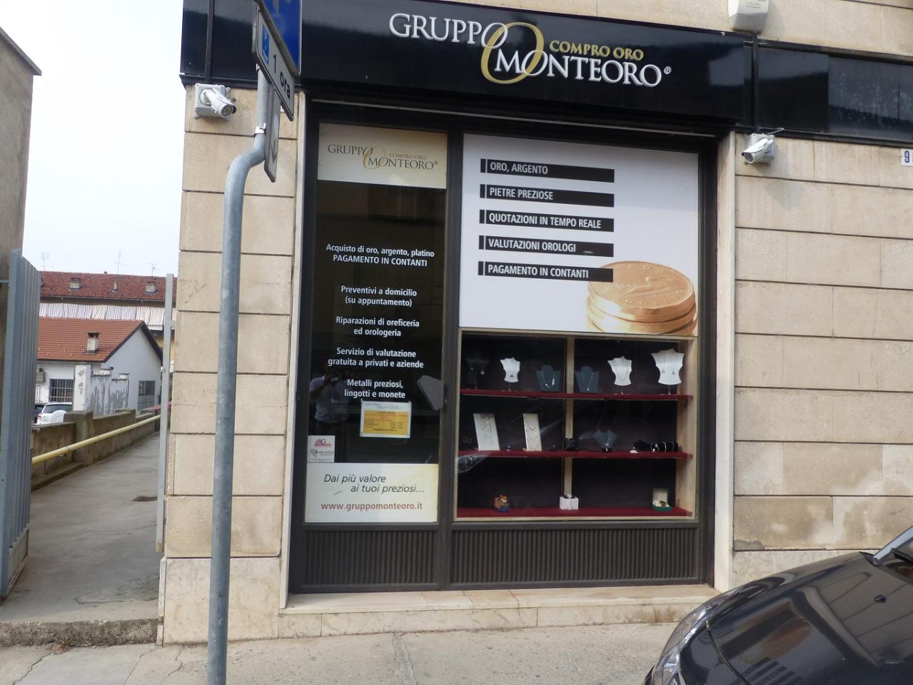 Locale commerciale in vendita a Saluzzo