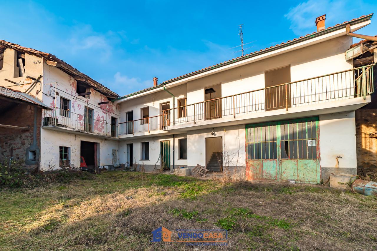 Casa indipendente in vendita a Verzuolo