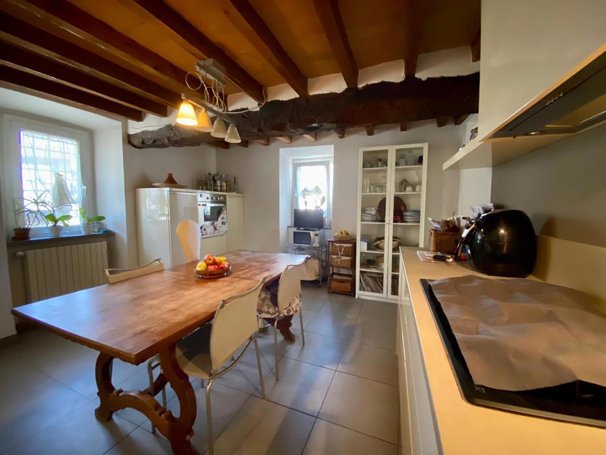 Villa in vendita a Gazzola