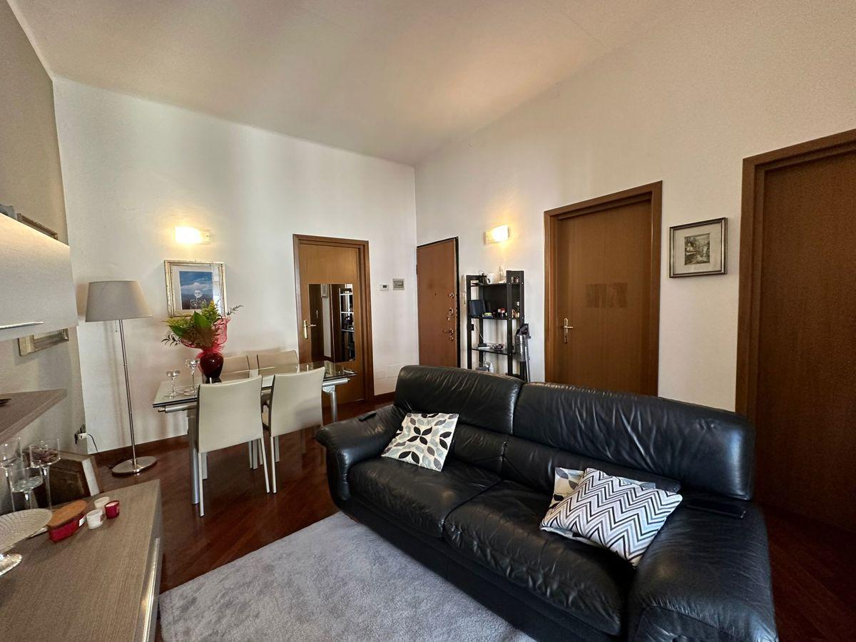 Appartamento in vendita a Piacenza