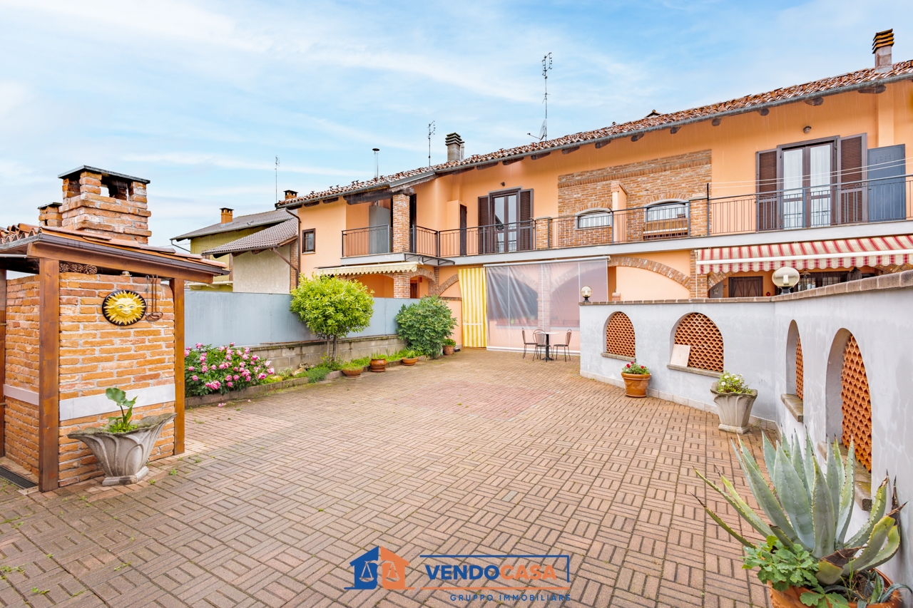 Villa unifamiliare in vendita a Cherasco