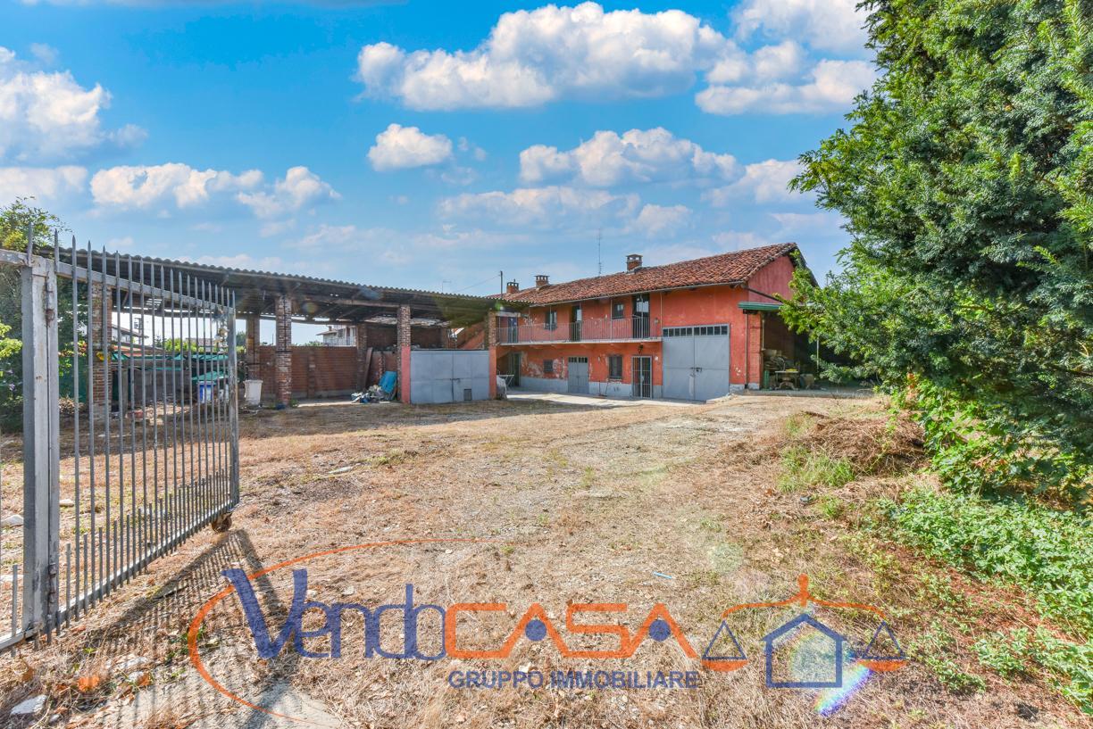Rustico in vendita a Carmagnola
