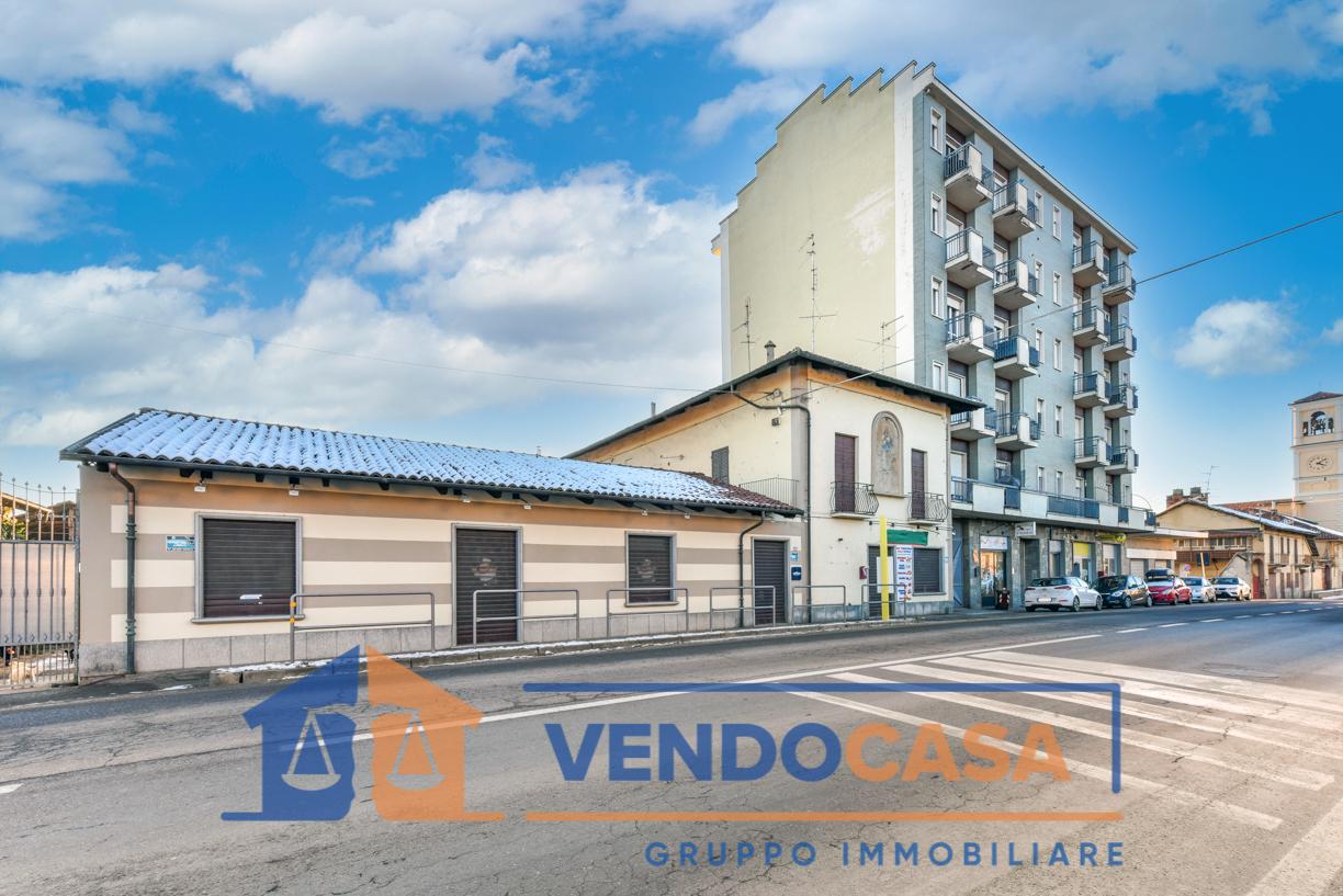 Locale commerciale in vendita a Carmagnola