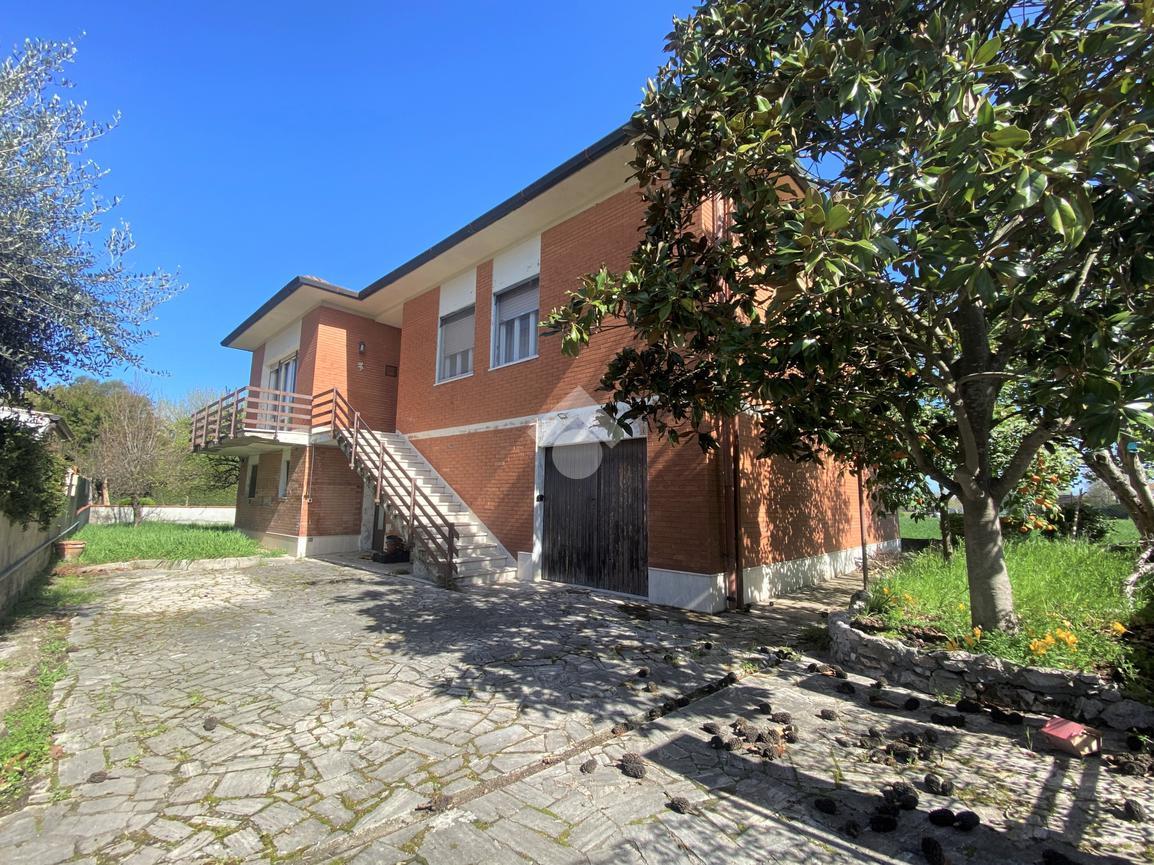 Villa in vendita a Pisa