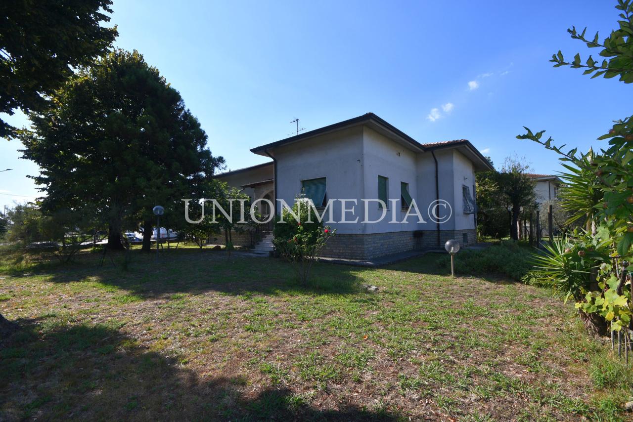 Casa indipendente in vendita a Sarzana