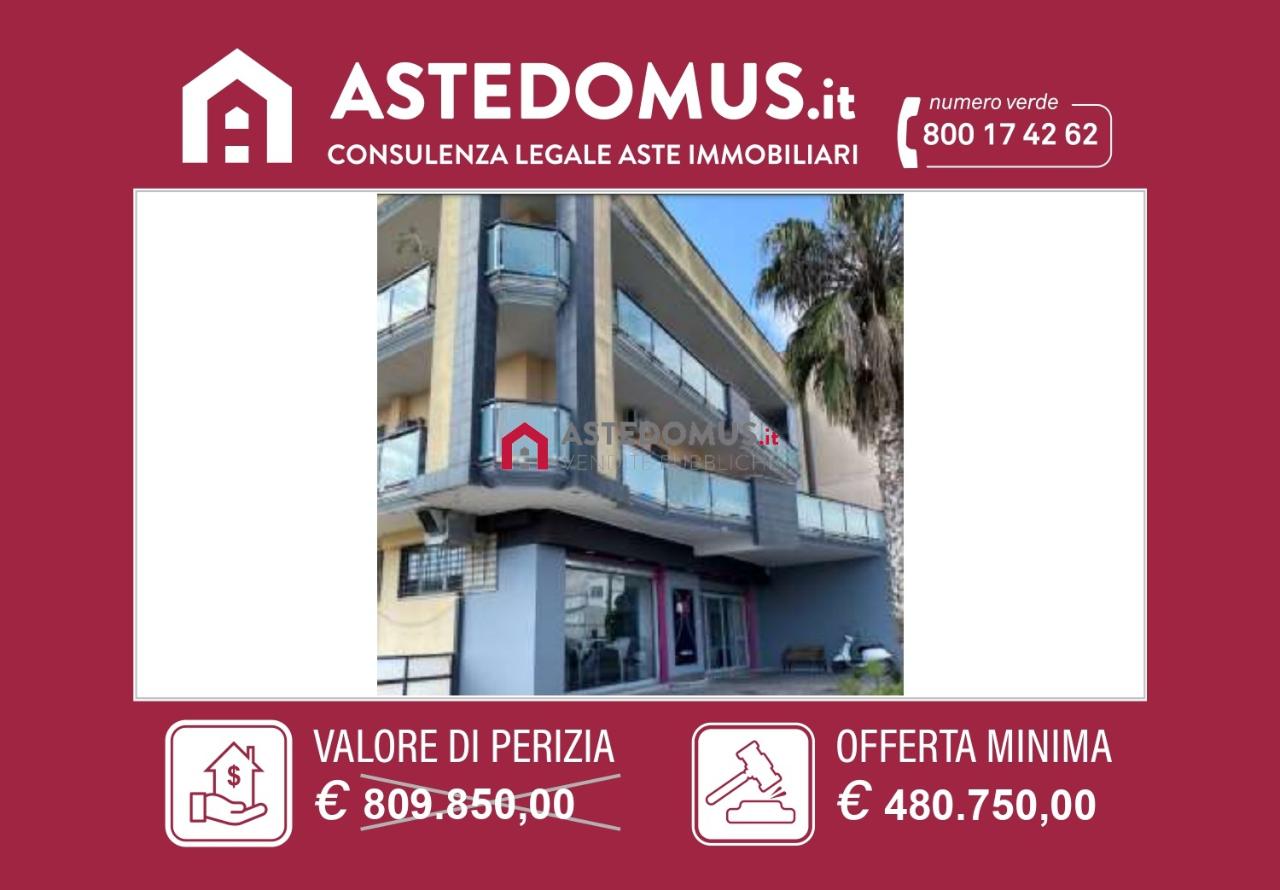 Negozio in vendita a Sant'Antimo