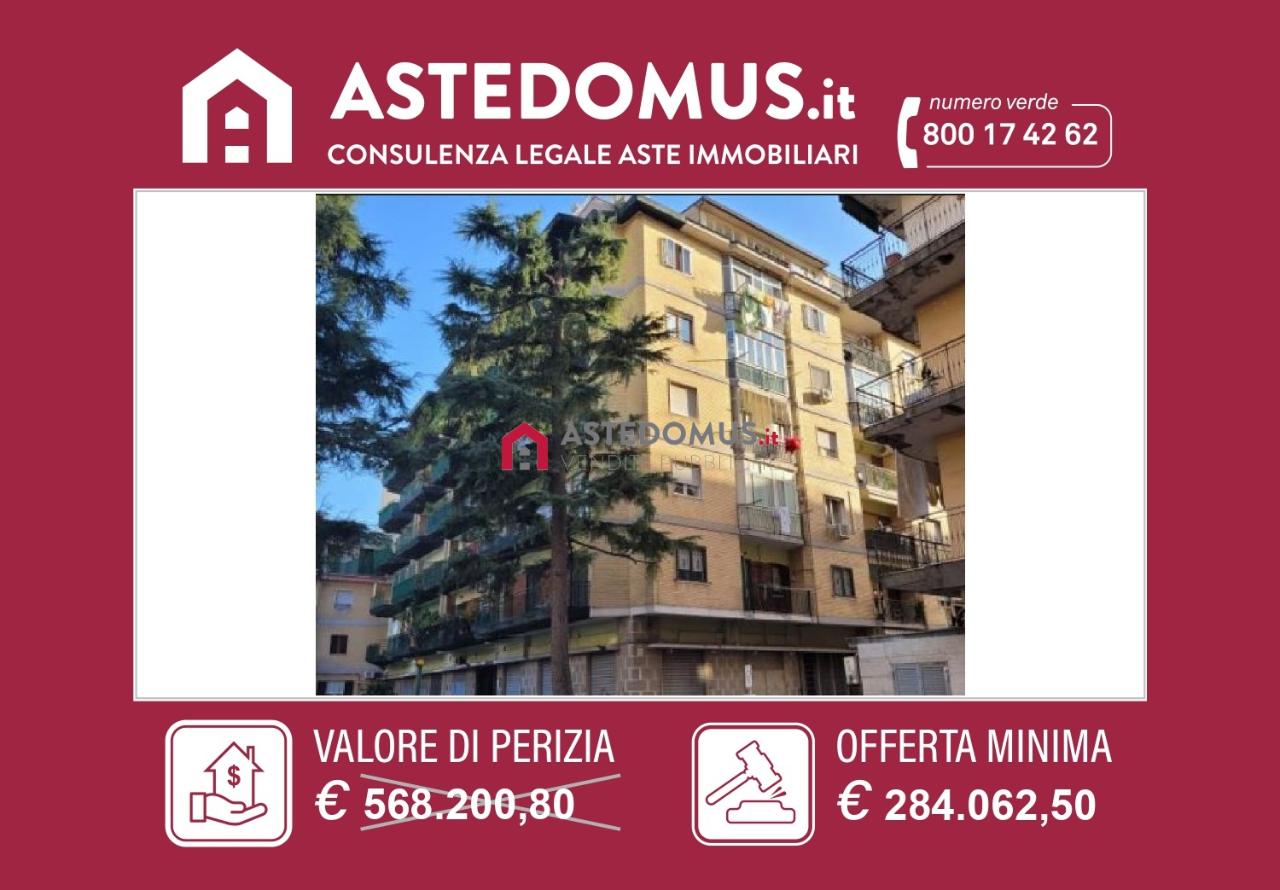 Appartamento in vendita a Napoli