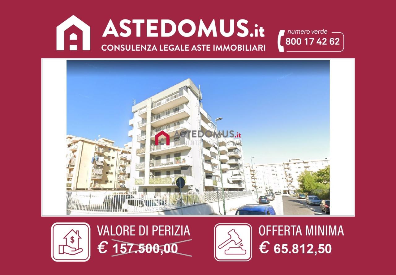 Appartamento in vendita a Napoli