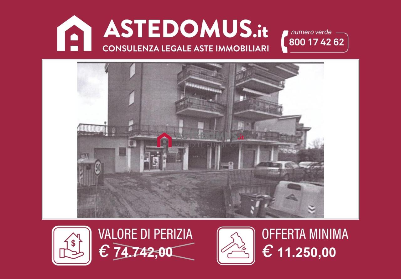 Negozio in vendita a Todi