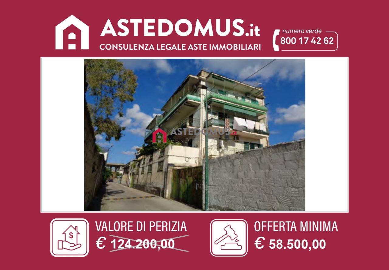 Appartamento in vendita a Napoli