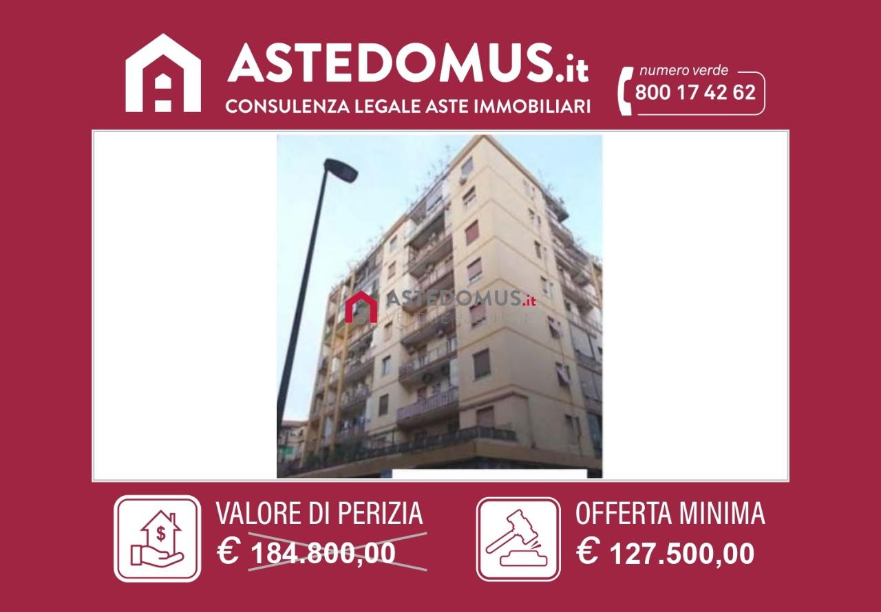 Appartamento in vendita a Napoli
