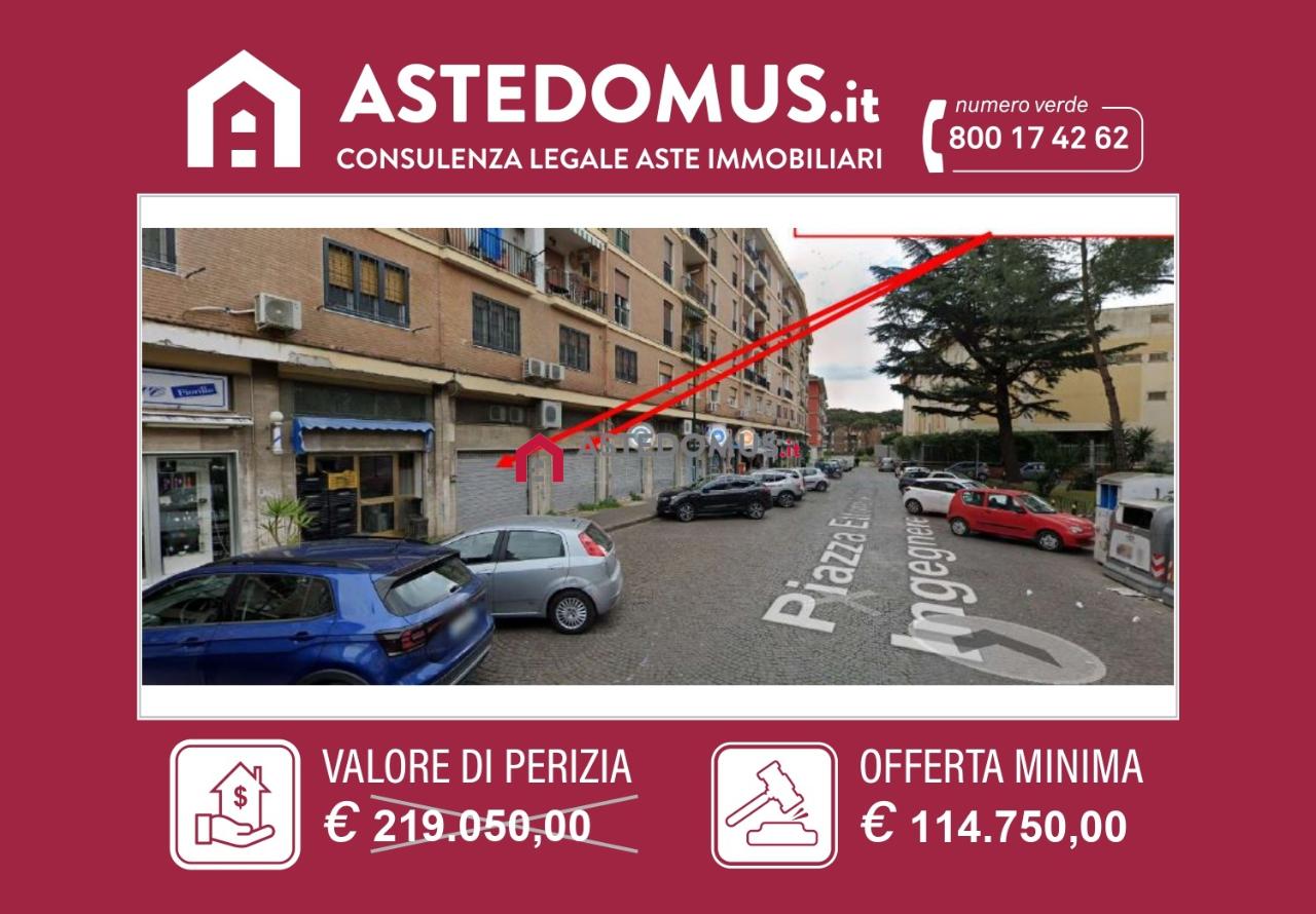Negozio in vendita a Napoli