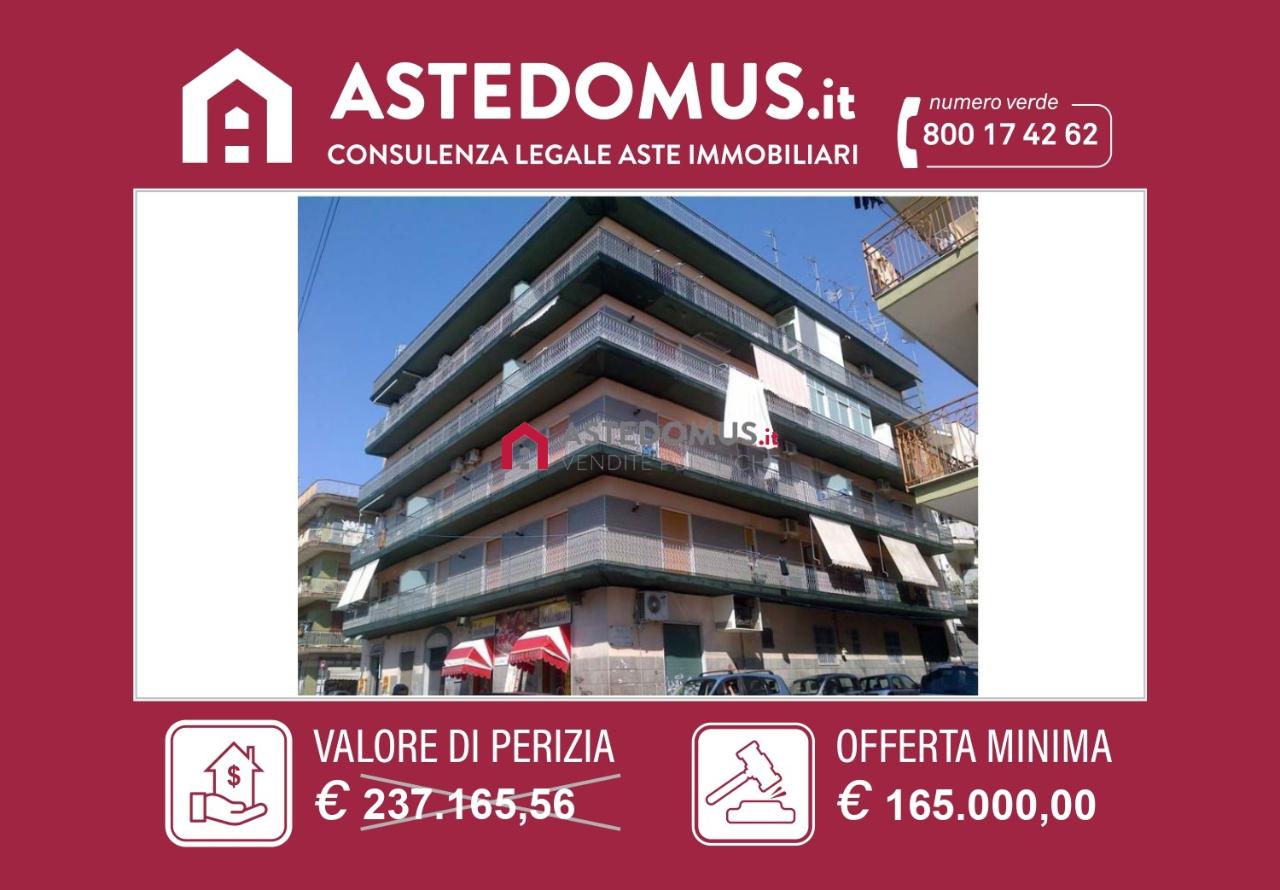 Appartamento in vendita a Napoli